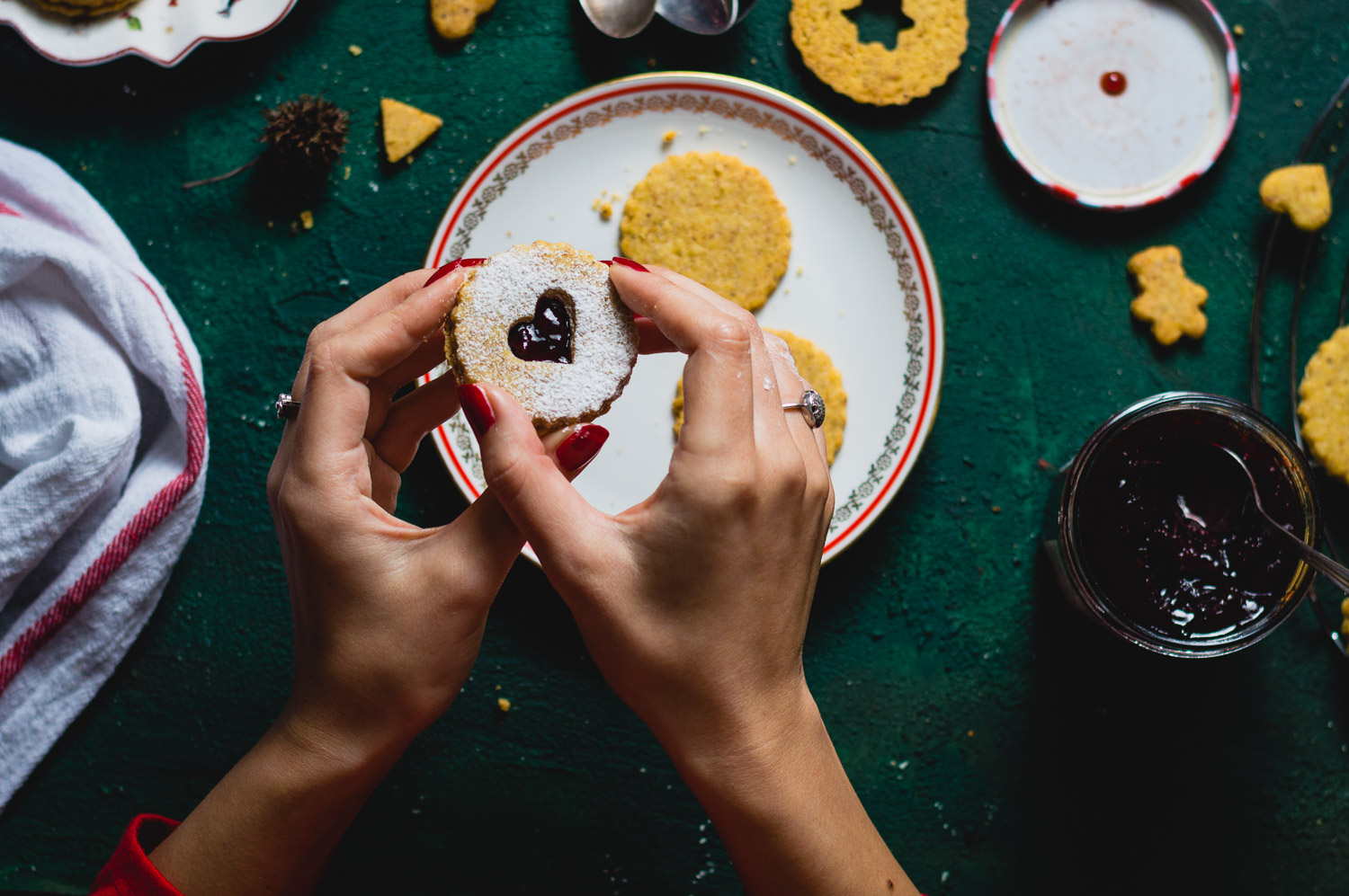 Najbolji linzer keksi i točka. - Food and Mood