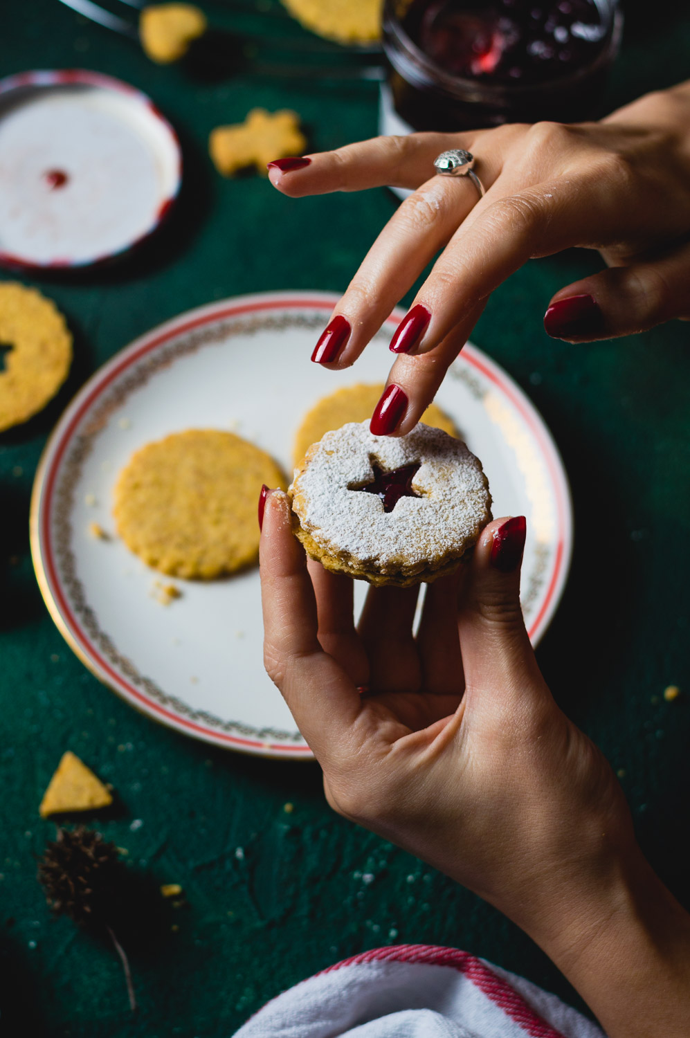Best Recipe for Linzer Cookies. Ever! - Food and Mood