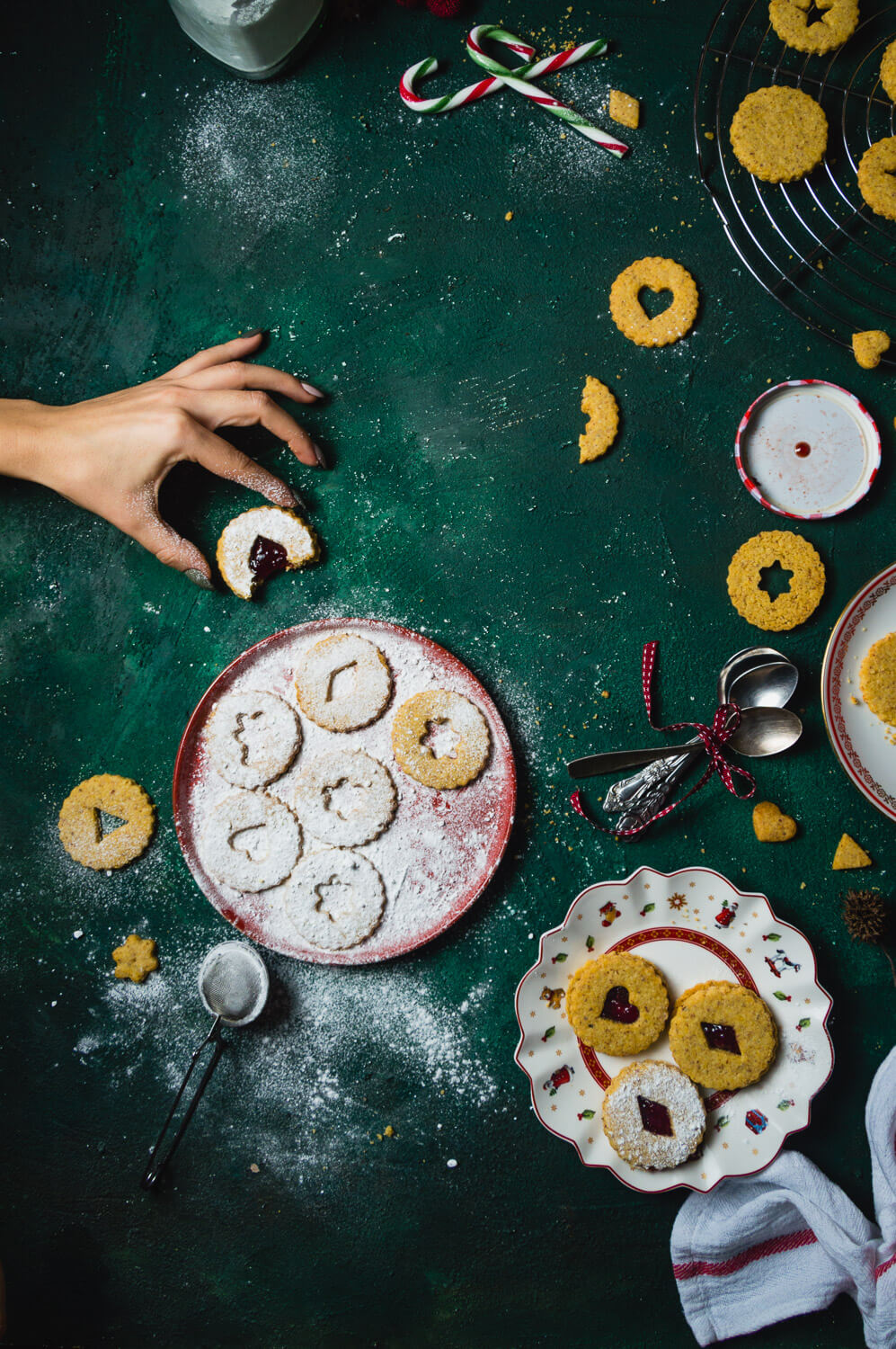 Best Recipe for Linzer Cookies. Ever! - Food and Mood