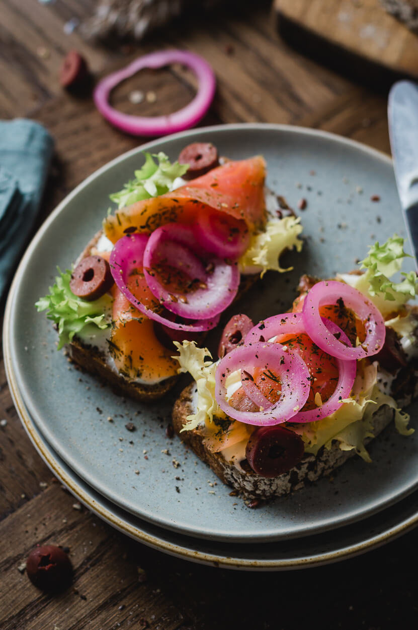 Rye Sourdough Bread Recipe - Food and Mood